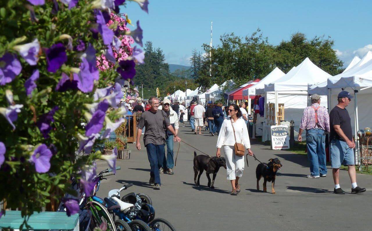 Long Beach WA Farmers Market and Cranberry Farms